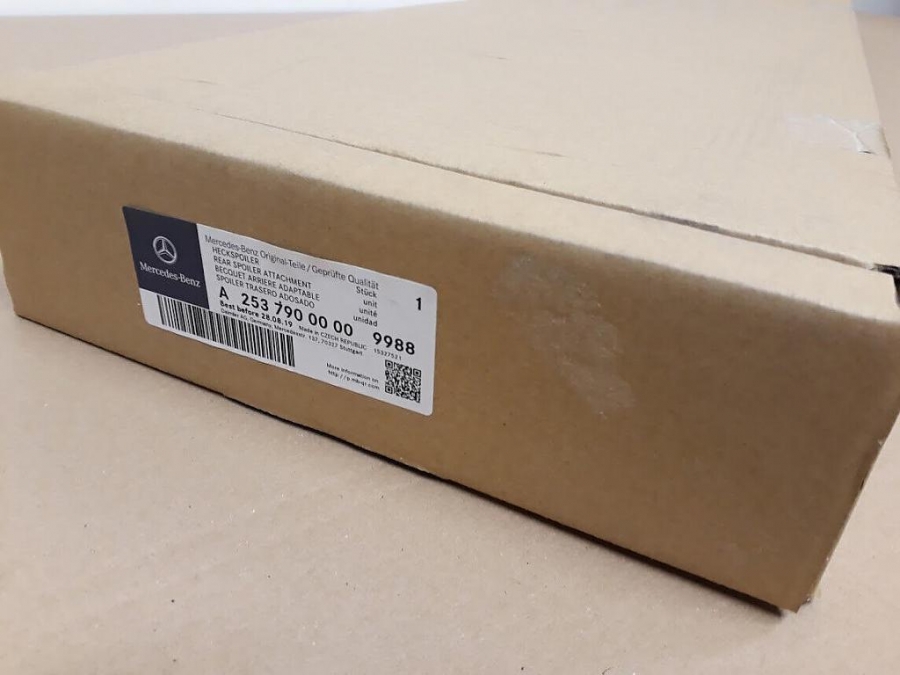 Křídlo - spoiler zadních dveří MERCEDES GLC C253 - A2537900000