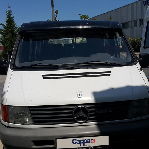 Sluneční clona nad čelní sklo Mercedes Vito W638